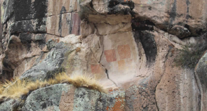 Arte Rupestre de Chaqatira bei Macusani | Felskunst in Puno